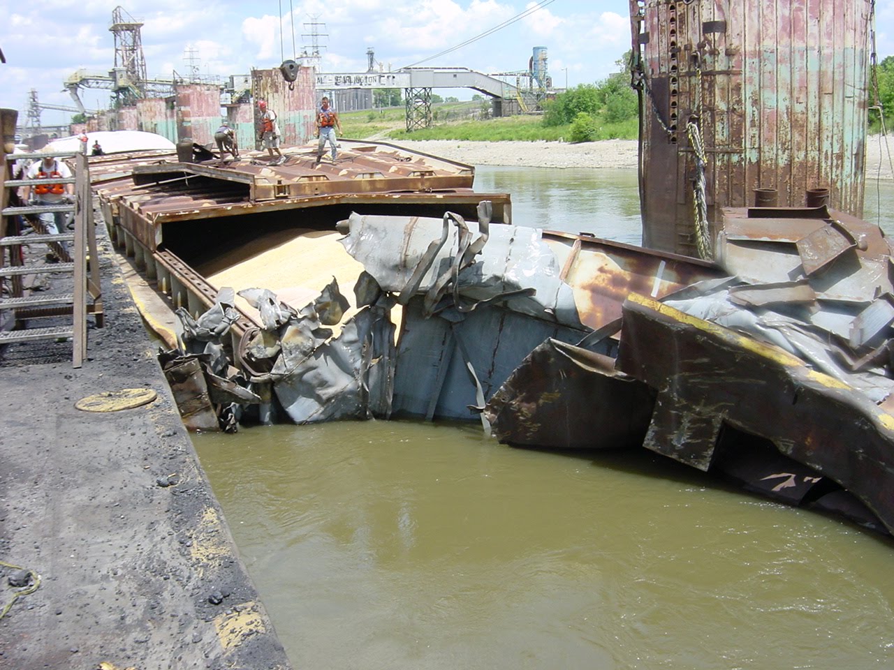 US Coast Guard Prevention Blog: Barge Break-aways—an ever-present risk