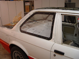 Project e30: Lexan windows installed
