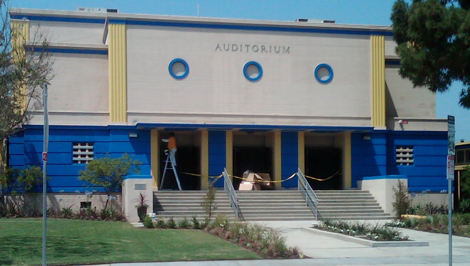 Los Angeles Center for Enriched Studies | School Pride: SCHOOL PRIDE DAY #5