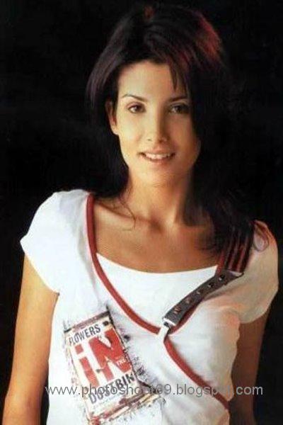 South Indian Girls & Mallu Aunties: Arabian Singer Sofia Marikh Wearing ...