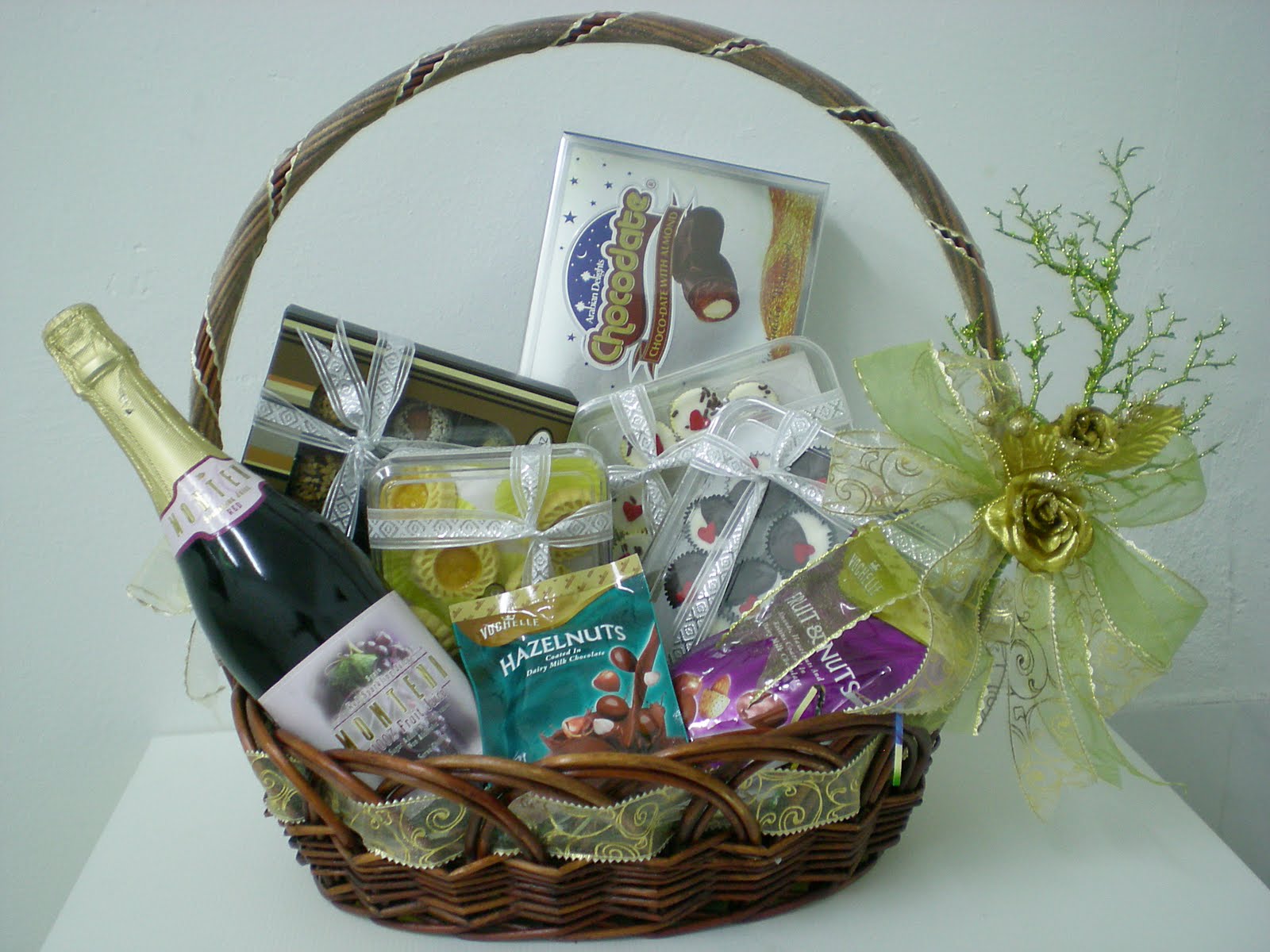 Pijah Hamper & gift: Hari Raya Hamper 2010 Pijah Hamper & gift: Hari Raya Hamper 2010