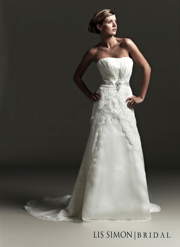 Christianne Brunelle Couture: Our Montreal Bridal Store: Lis Simon ...