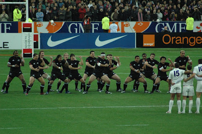 KUALA SKYLAB: NEW ZEALAND PHOTO. RUGBY TEAM ALL BLACKS. HAKA DANCE.