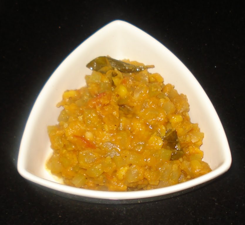 Recipe Collection: Surakkai Kootu (Bottle Gourd curry)
