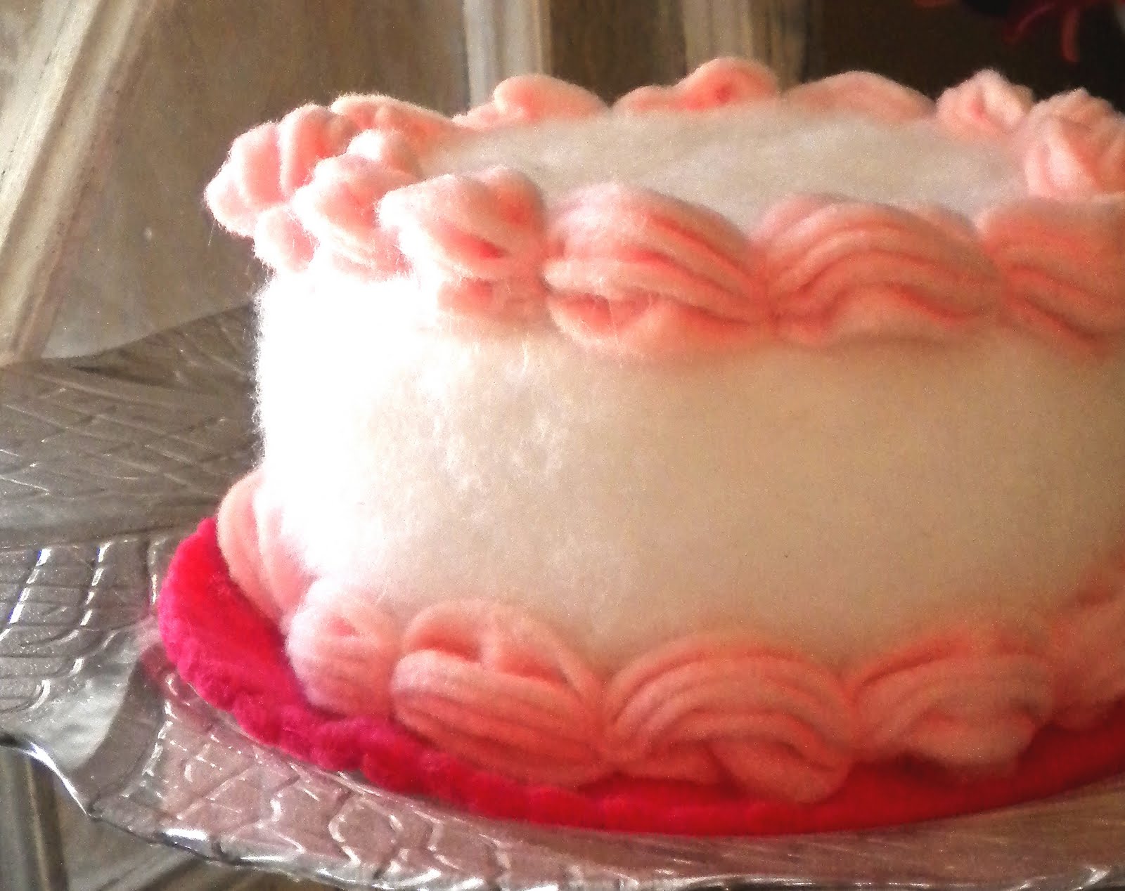 The Sew*er, The Caker, The CopyCat Maker: I "Felt" Like Maken' Cake- Part 2
