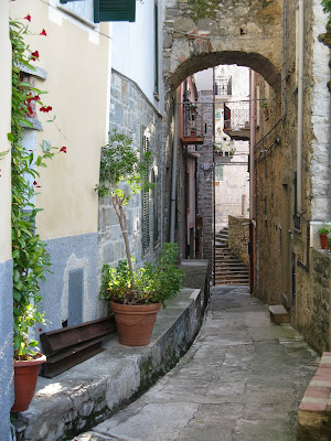Beautiful Alleyways
