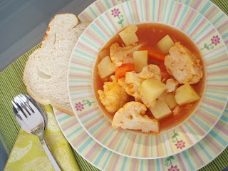 Betül Mutfakta: Patatesli Havuçlu Karnibahar Yemegi