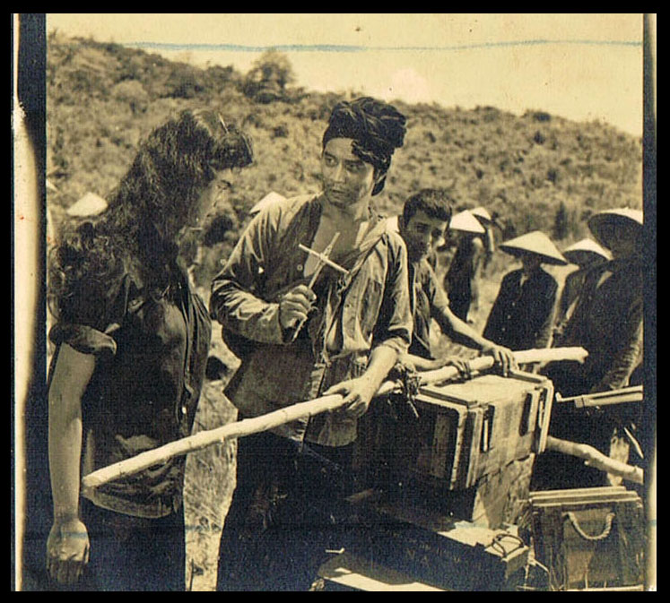 PELIKULA, ATBP.: KRUS NA KAWAYAN (1956)