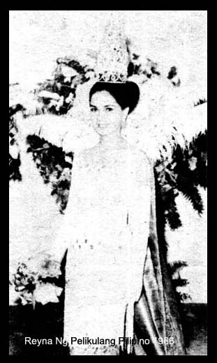 SUSAN ROCES: November 2010