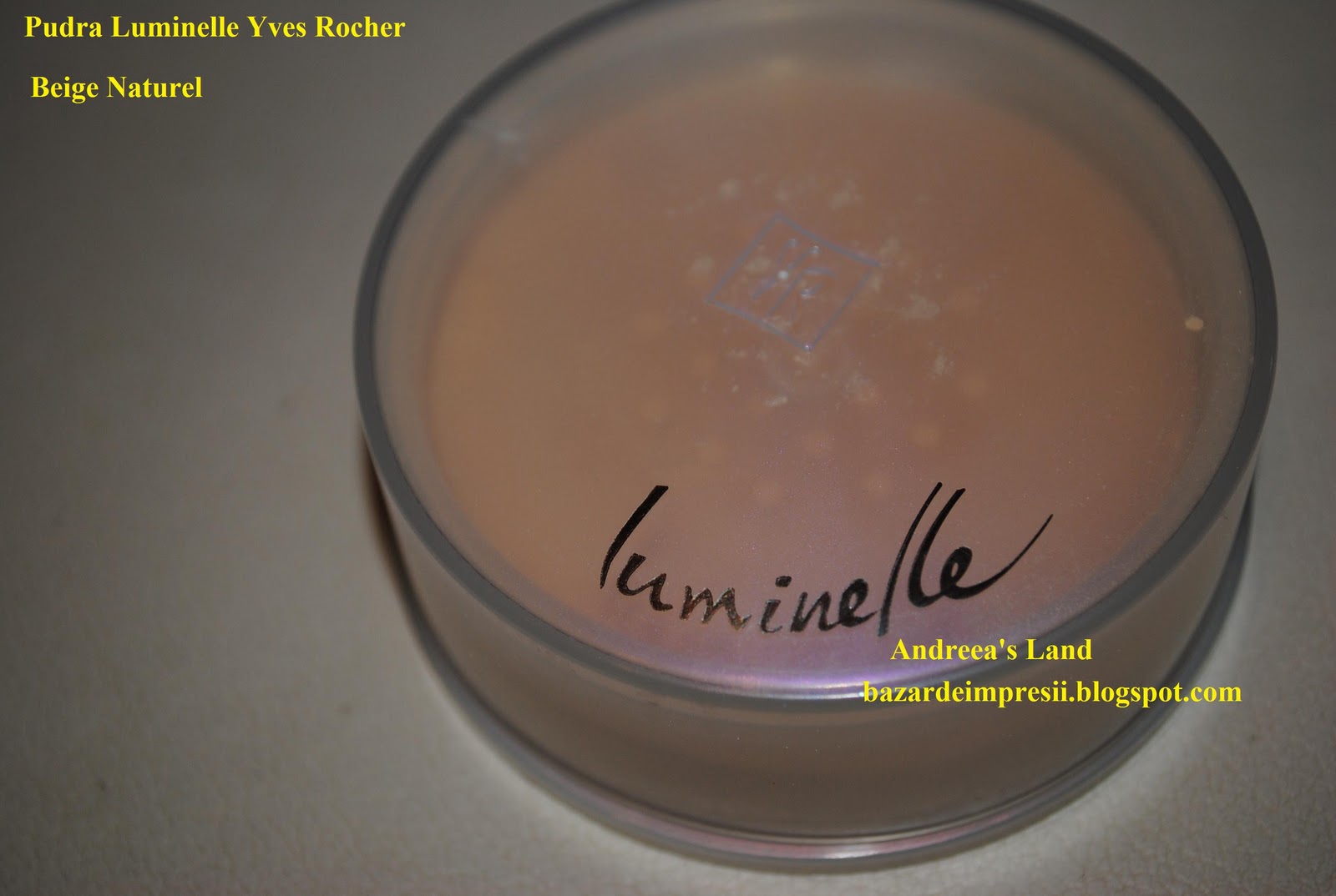 Review: Luminelle Loose Powder Natural beige - Yves Rocher ~ Andreea's ...
