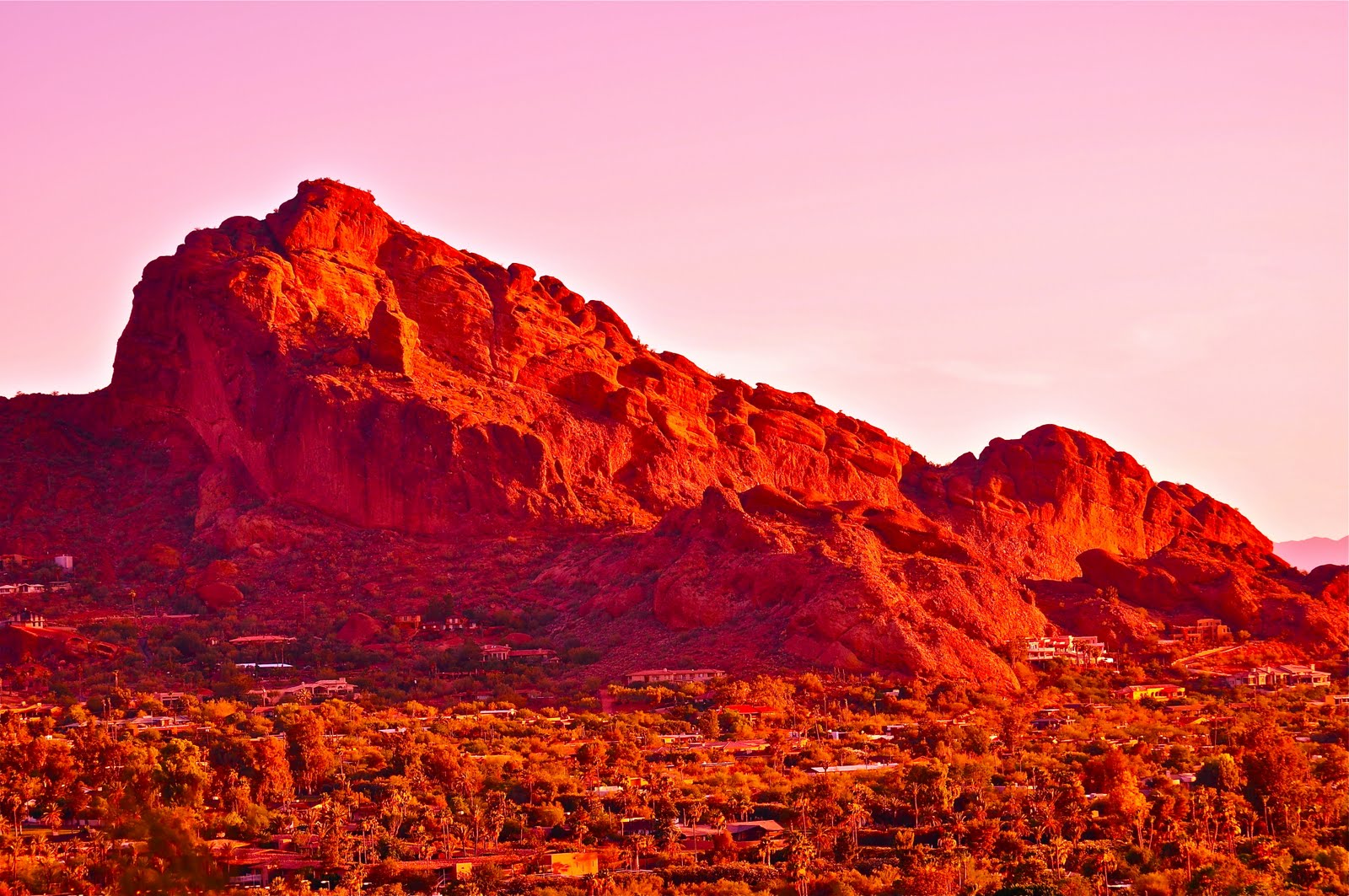 Scottsdale Daily Photo: Photo: Camelback Mountain From the North
