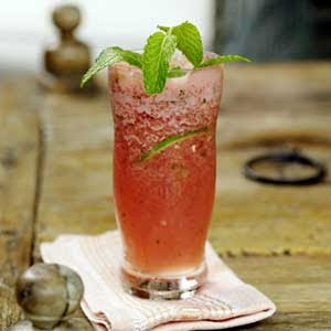 Los cocteles de l Receta: Mojito de frutos rojos