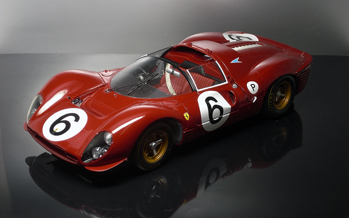 課長睪耕作: 1/18 Ferrari 330 P4 1967 [GMP]