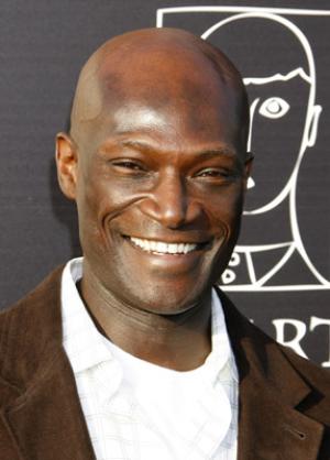 Ghana Rising: Entertainment : Peter Mensah plays Akwey [the Horse Clan ...