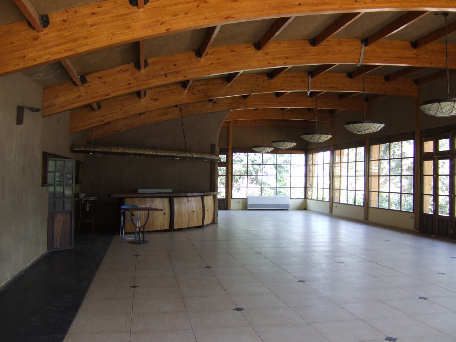 Clare's Research Trip 2010-2011: Case study no.1 Quincha Metàlica ...