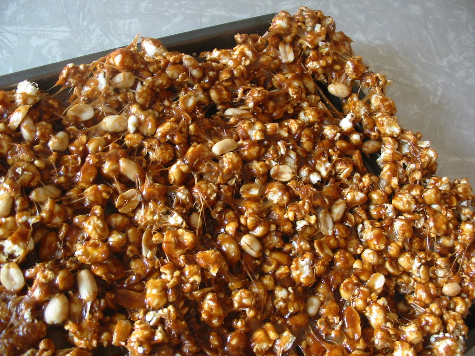 The Hungry Texan: Homemade Cracker Jack