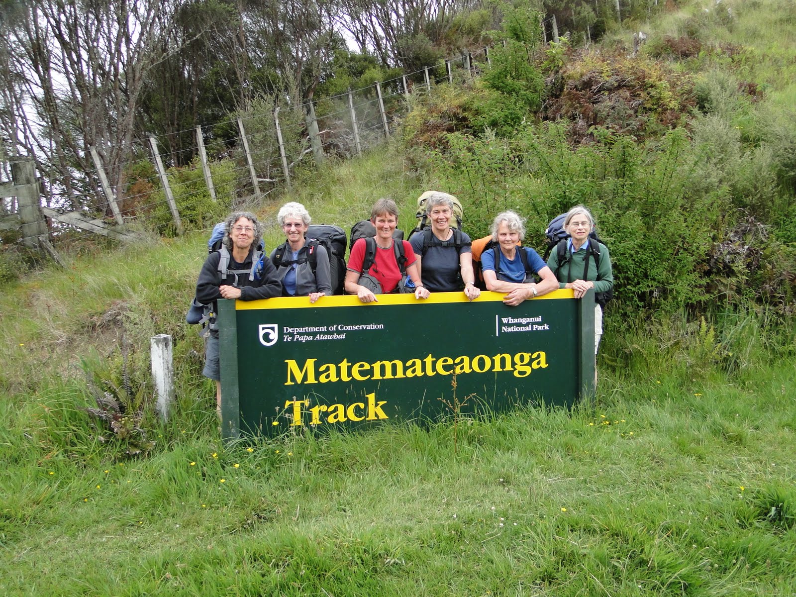 Kowhaiz: Matemateaonga Track, Whanganui National Park day 1 Nov 2010