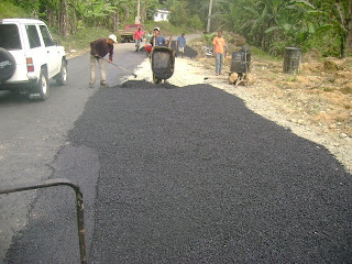 D' MOCA PARA EL MUNDO: BACHEO EN VILLA TRINA
