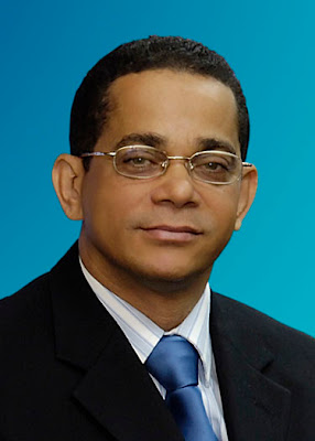 D' MOCA PARA EL MUNDO: Feliz cumpleaño al Dr. Jose Rafael Vargas