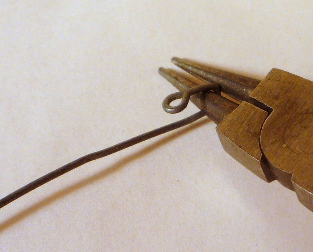 Mich L. in L.A.: Toga party!!! An easy fibula pin tutorial.