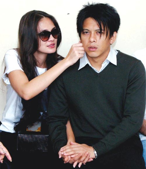 Ariel Peterpan dipenjara 3 tahun 6 bulan - BERITA HARIAN ONLINE