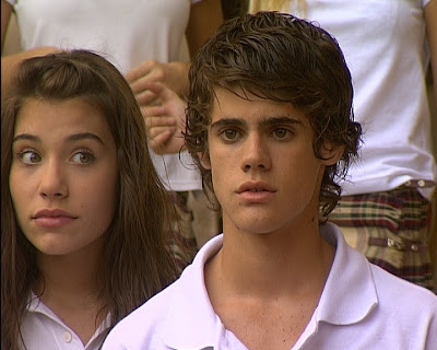 Patito Feo: Patito se besa con Lucas!