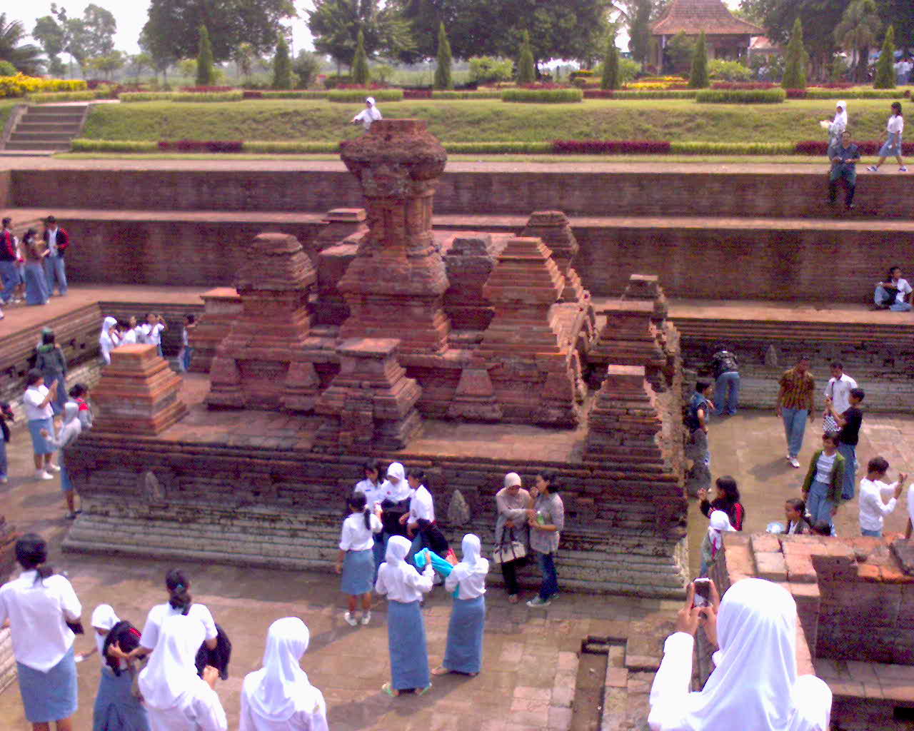 Foto Study Tour SMA Negeri 1 Dander - Achmad Satria Utama, S.Pd