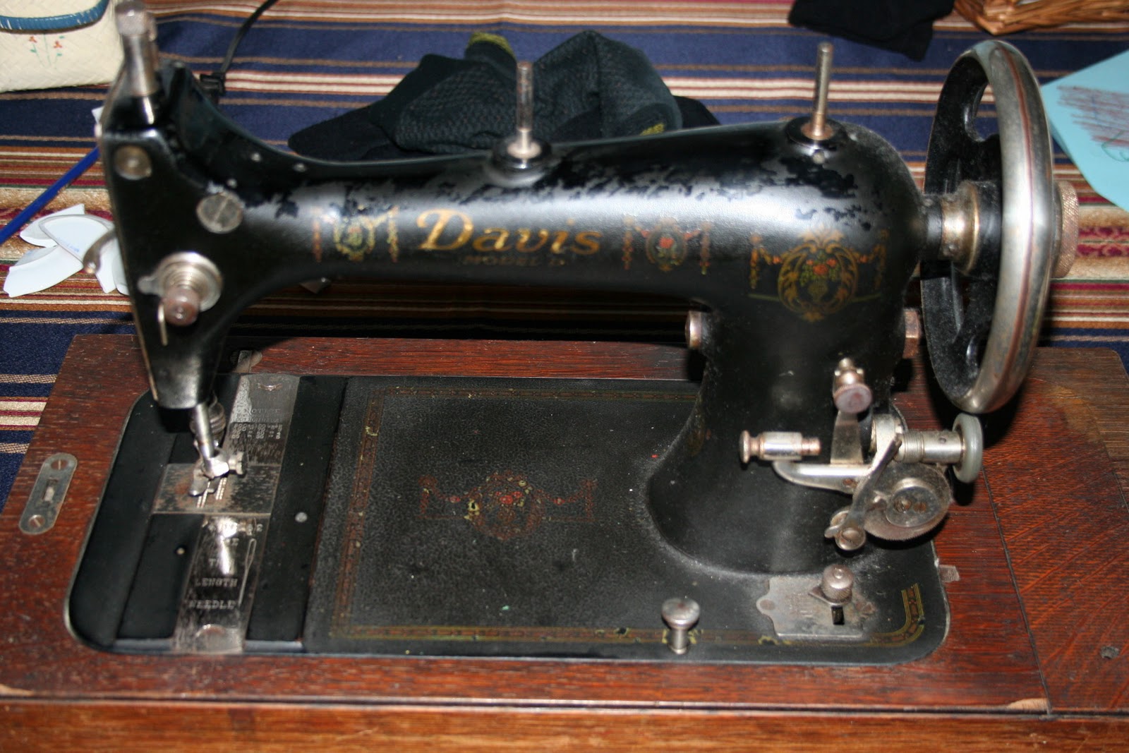 Shet Happens: Davis Sewing Machines