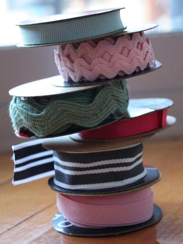 Snickerdoodle Creations: Tutorial : Ribbon Storage Reels