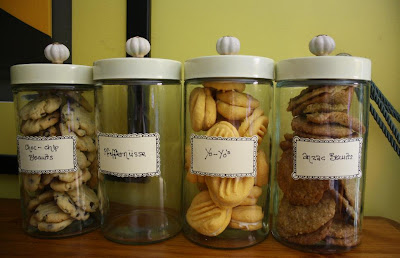 Snickerdoodle Creations: Tutorial : Biscuit Station
