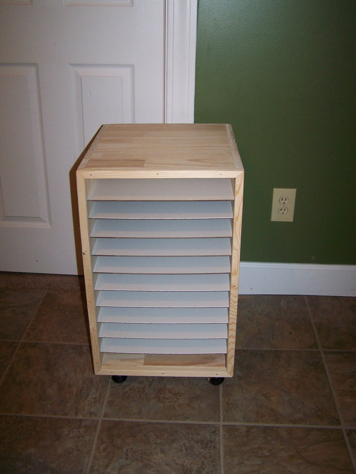 Creative Memory Makers: more pics of the custom built paper shelving ...
