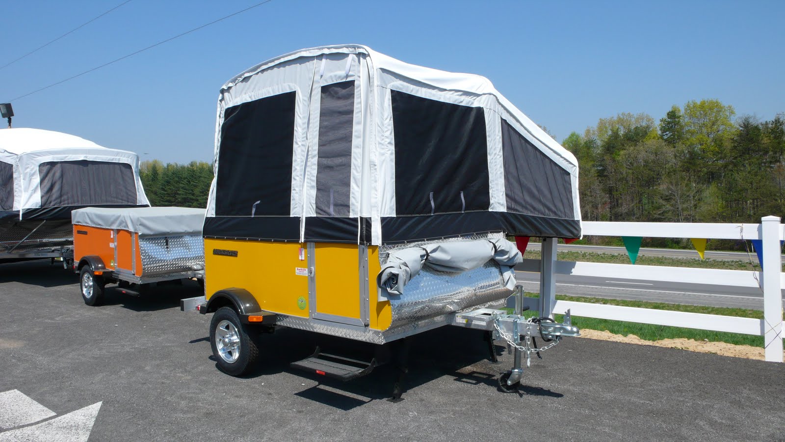 Bike Gypsies: livin lite camper trailer