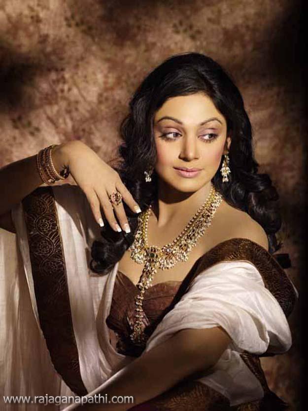 Old Actress Shobana Latest Photo Shoot Gateway To World Cinema