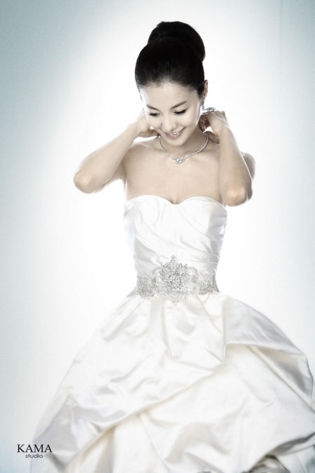 ALL- Kmusic ♬♪: Kim Sung Eun y Jung Jo Gook revelan fotos antes de su boda