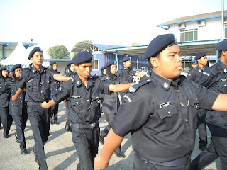KOR KADET POLIS SABAK BERNAM: TEMUDUGA KENAIKAN PANGKAT DI IPD