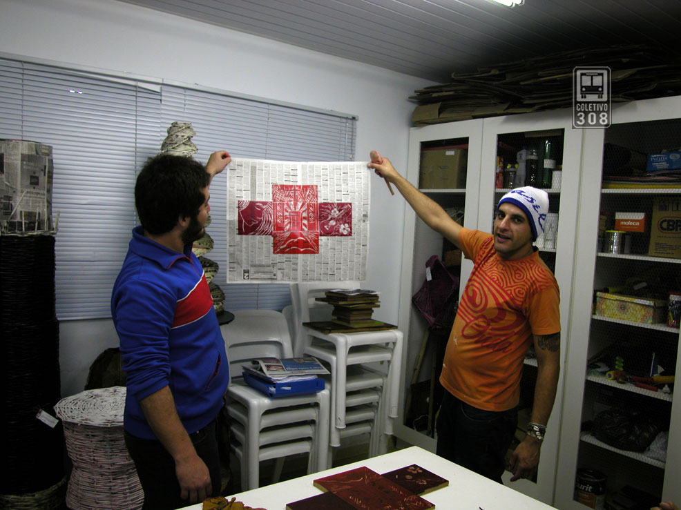 COLETIVO 308: SIMONE FORMAGIO NOS ENVIA CALENDÁRIO 2011 FEITO NO CAPS ...