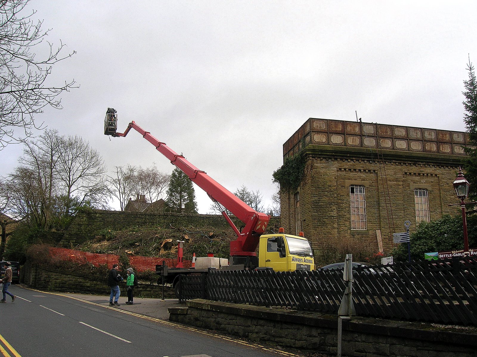 Settle Station Water Tower: Filming for Channel 4's Restoration man