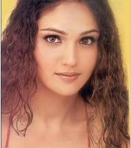 GIRL GIRL PICTURES: Sandali Sinha Wallpapers Biography