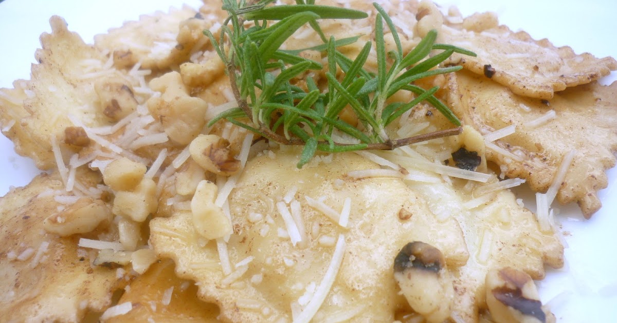 Ravioli with Balsamic Brown Butter - Sprinkled with Flour