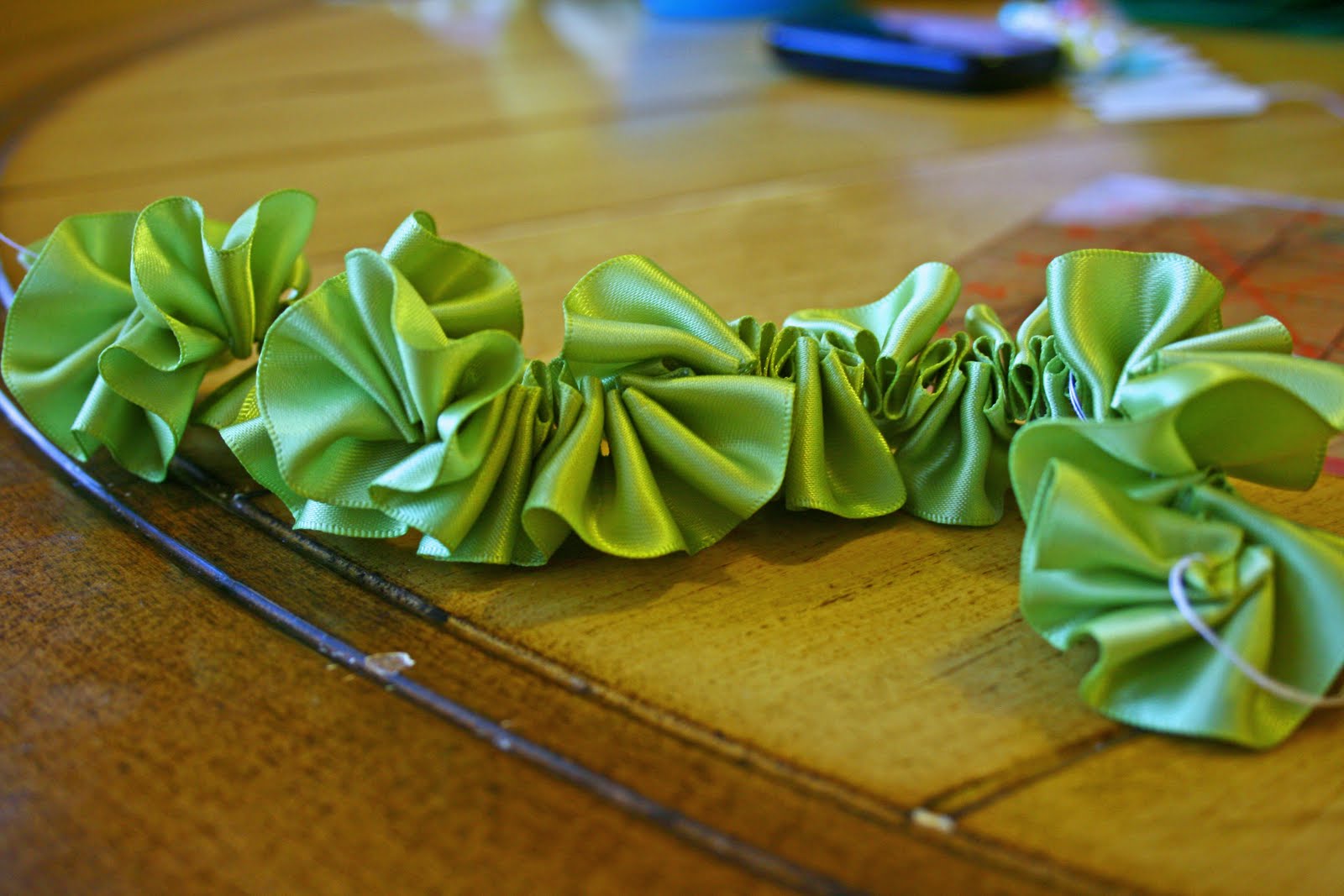 The Pretty Poppy: Pretty Pleated Flower tutorial