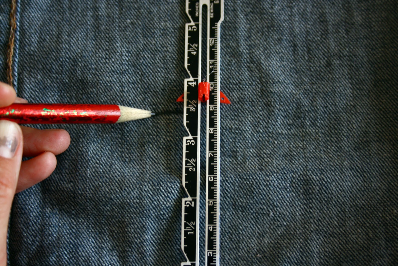 The Pretty Poppy: How to hem jeans using the original hem..the best way!!