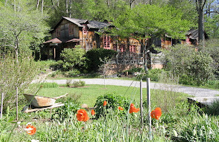 Journeys With P and G: The Celo Inn, Celo, Western North Carolina