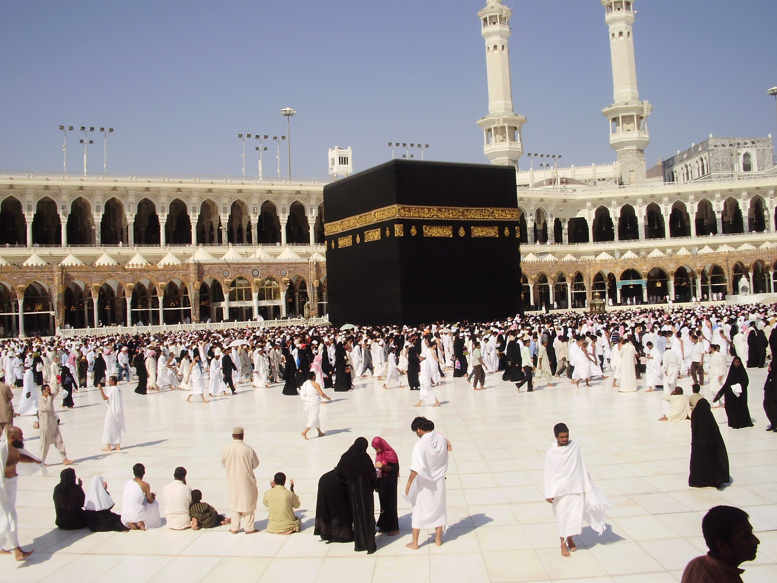 PERJALANAN KE TANAH SUCI: KOTA MEKAH YANG DICINTAI..