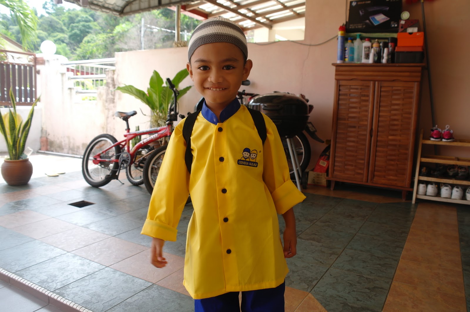 ila-ali @ anywhere: Mir Aqiel Azhad ke Genius Aulad