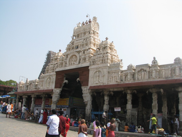 Scene India: Thiruchendur, one of the six abodes of Lord Murugan