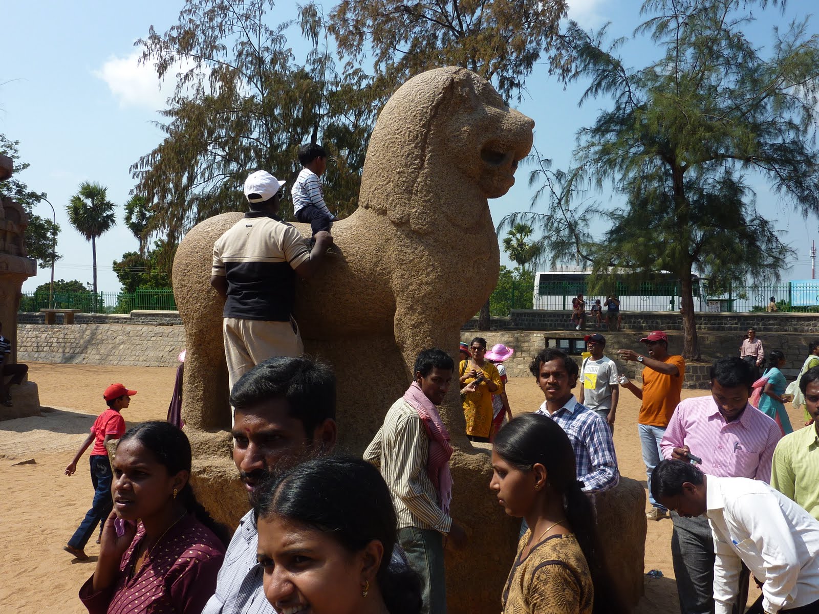 Sridharan's Travelogue..!: Mamallapuram Part 5 : Pancha Pandavar Ratham