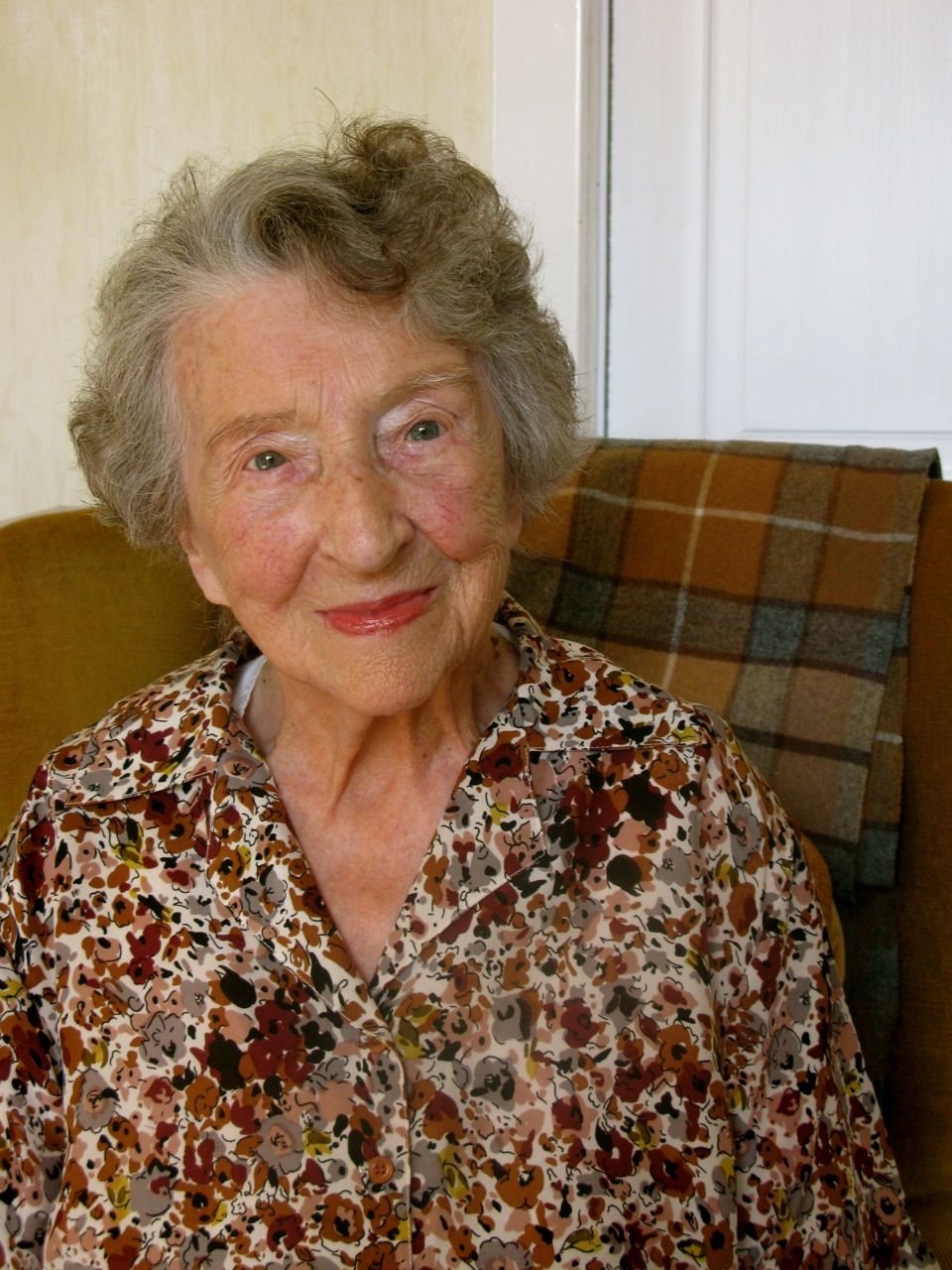 Absolute Sunday: We ♥ Scotland and Scottish women