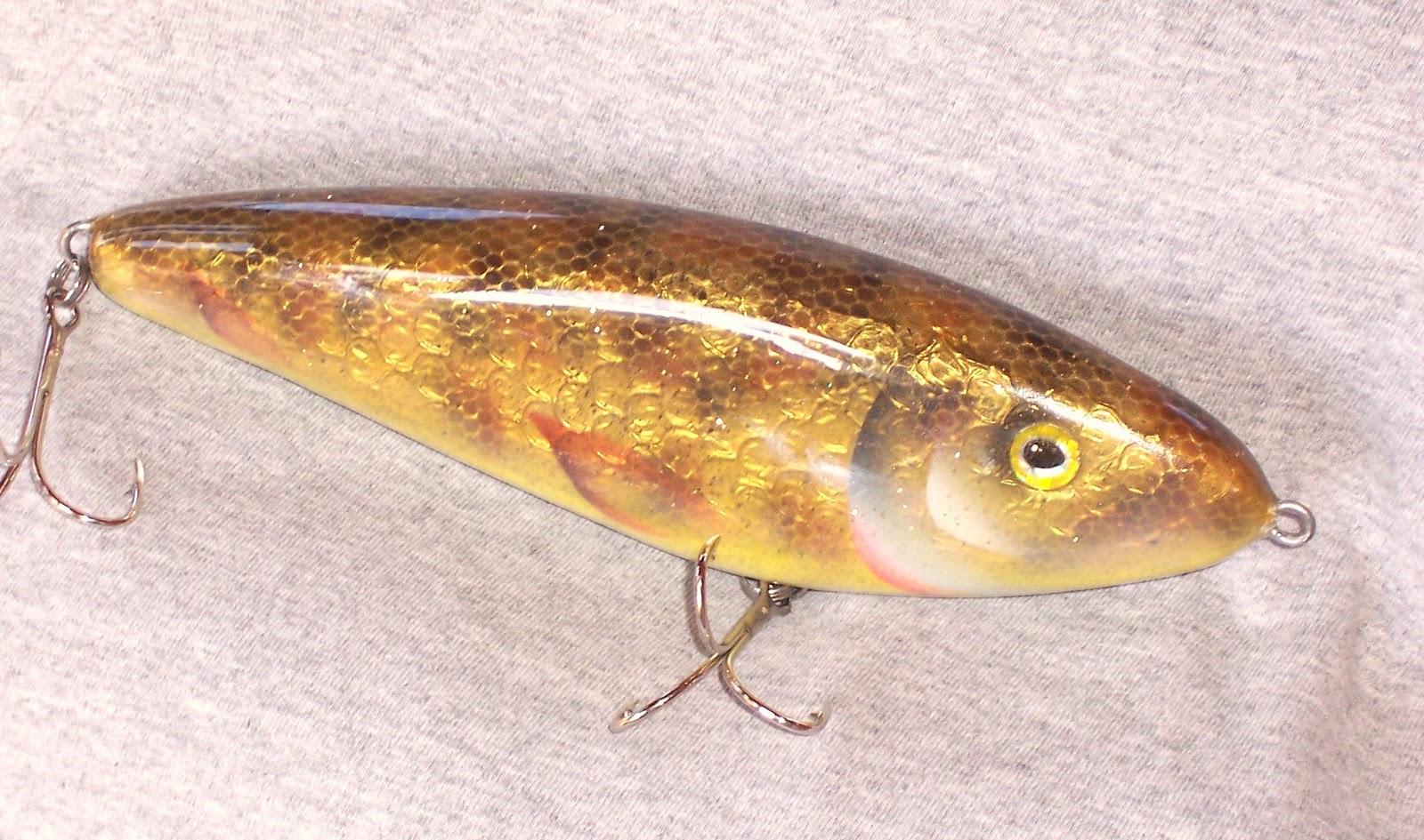 JP Myers Custom Luremaking: 2 Gold Foil Sucker Baits