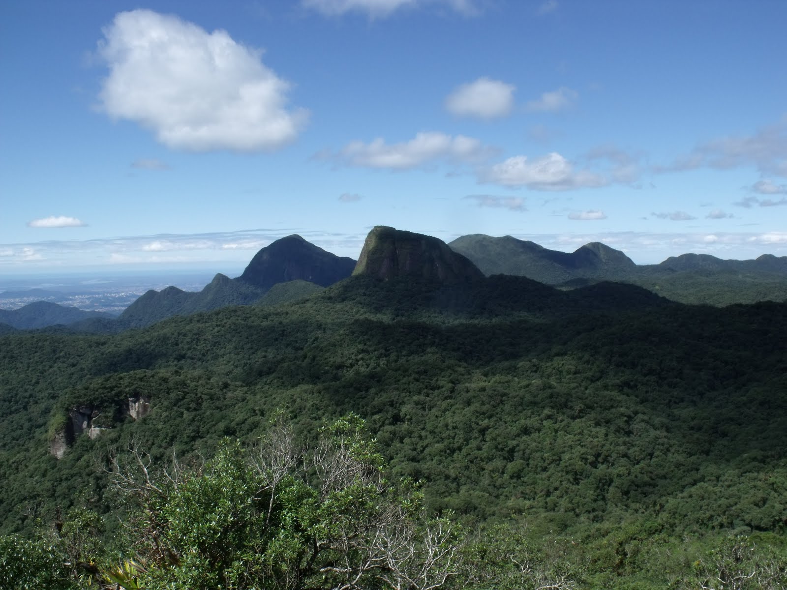 KRÜGER, Ramon: Subida ao Castelo dos Bugres - Joinville, SC, Brasil