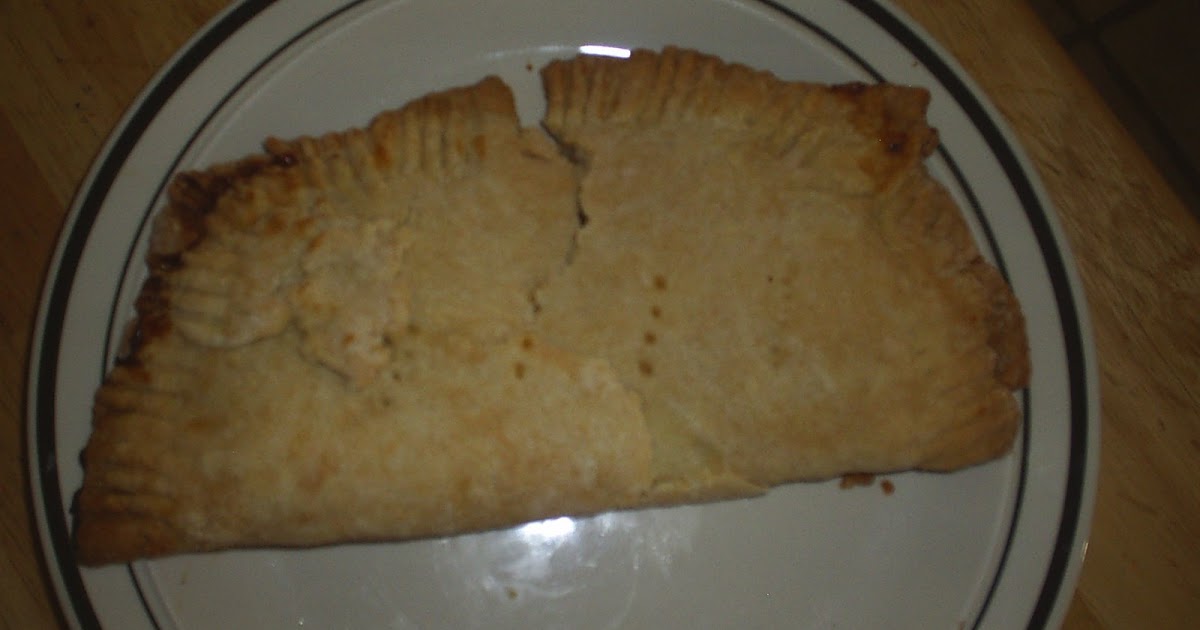 The Polynesian Kitchen: PAI FALA (Pineapple Pie)-Or Half-Moon Pie